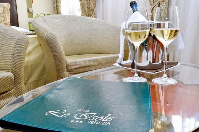 Hotel Le Isole Venice Official Site | Charme Hotel in Venice