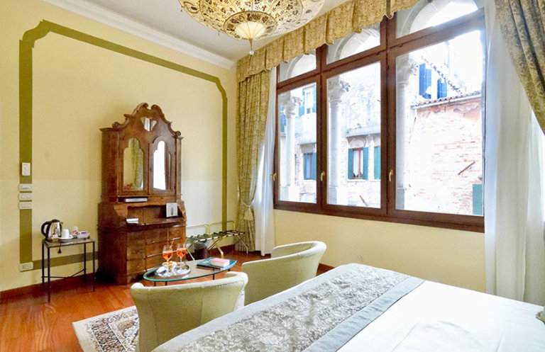 Hotel Le Isole Venice Official Site | Charme Hotel in Venice